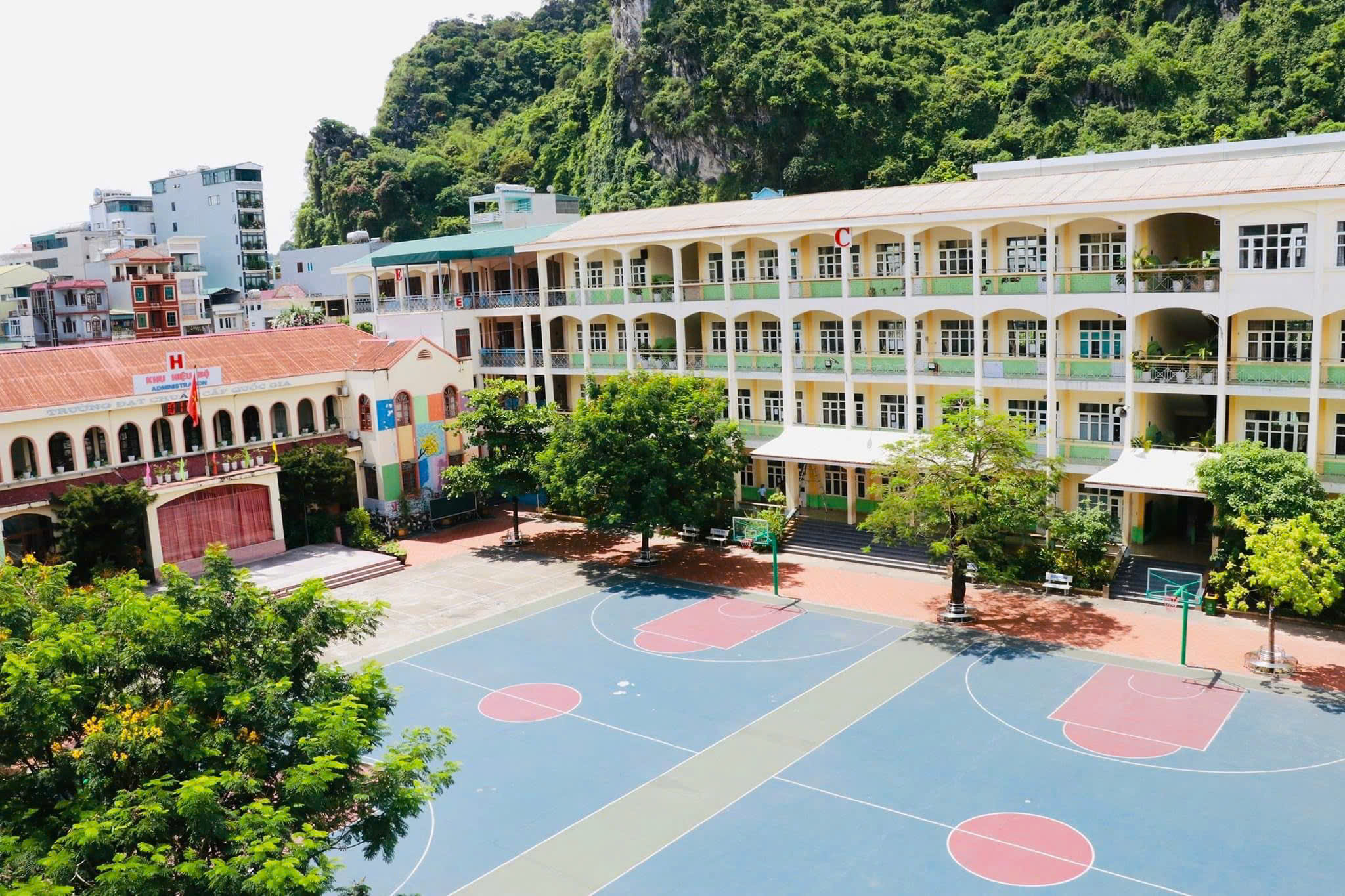 Quy chế tổ chức, quản lý và hoạt động của trường TH, THCS và THPT Văn Lang